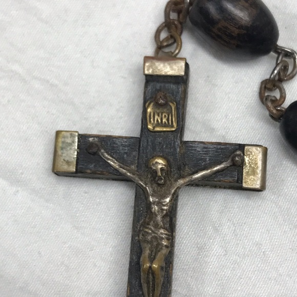 Accessories | Vintage Long Wood Beads Beaded Inri Rosary Cross Italy ...